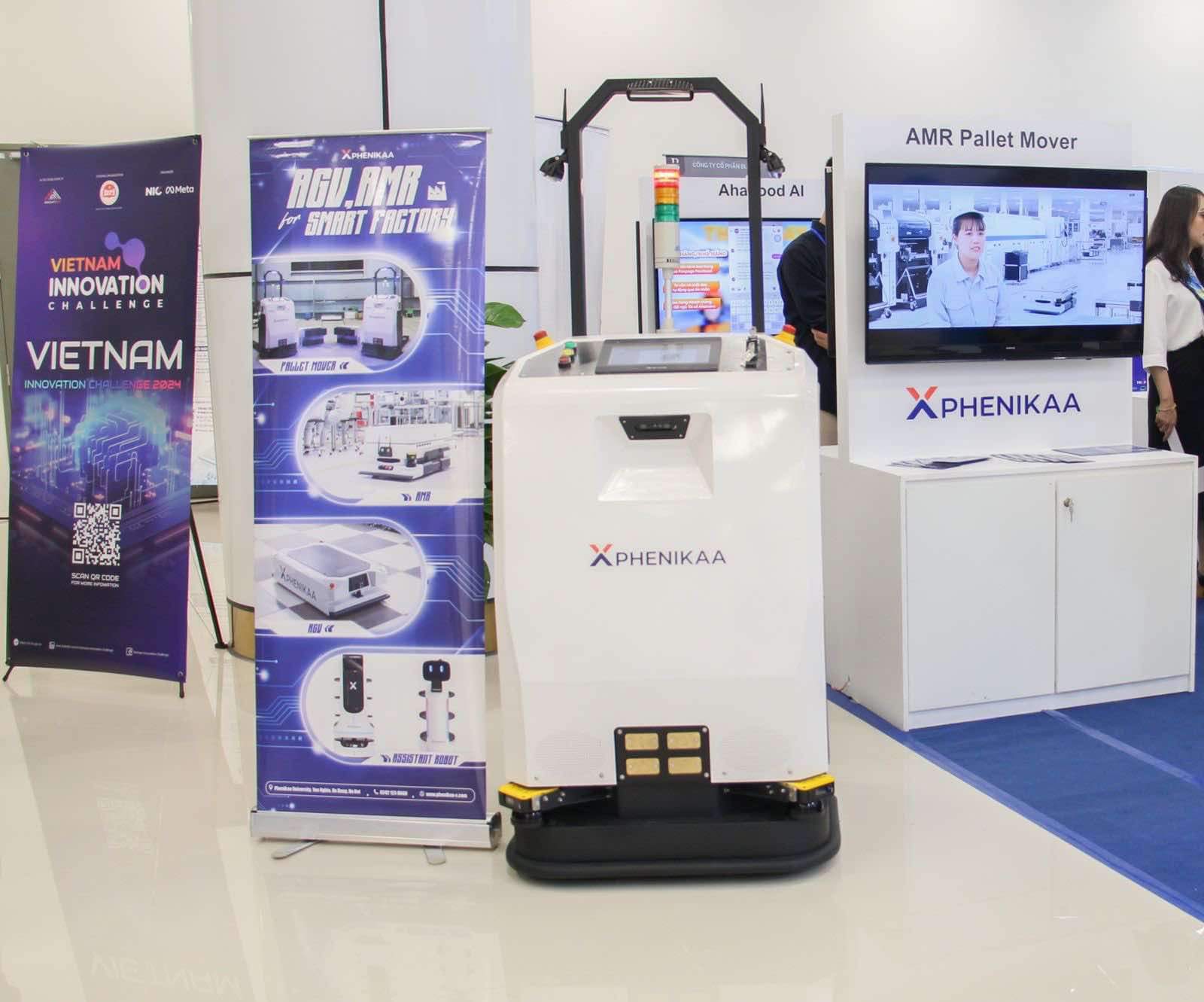 Robot Amr Pallet Mover Của Phenikaa-X Đạt Top 15 Giải Pháp Đổi Mới Sáng ...